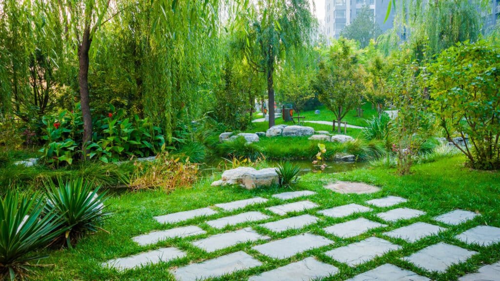 Naturnaher Garten: 7 Tipps für mehr Artenvielfalt | Jungbluth