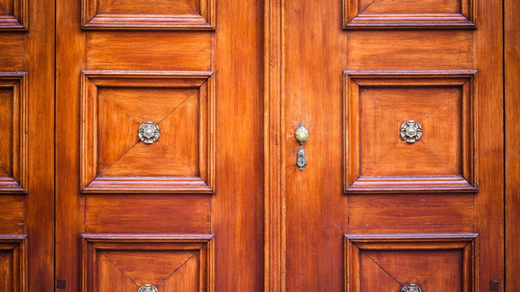 Kirschholz kaufen: Preis, Vorteile & Verwendung | Jungbluth Neuss